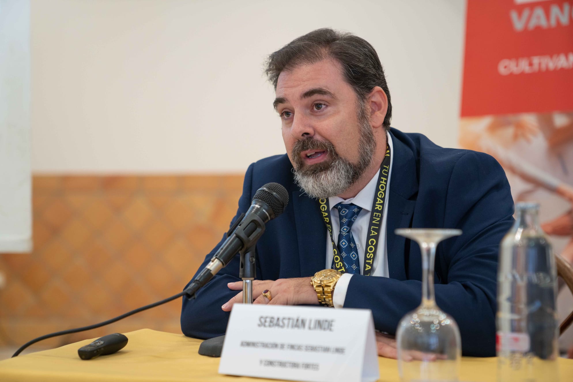 Compartiendo Sabiduría en el Coloquio Inmobiliario de la Costa Tropical ...